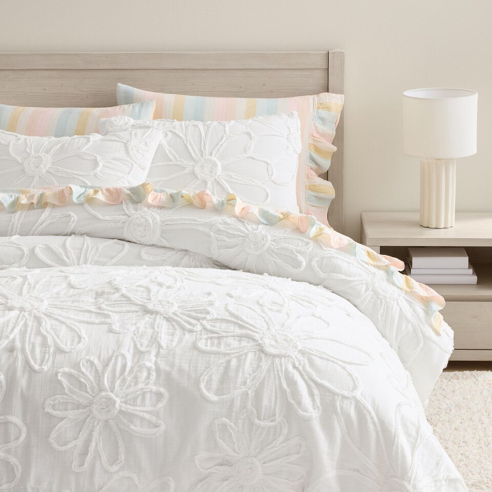 Daisy Garden Comforter | Pottery Barn Kids AU
