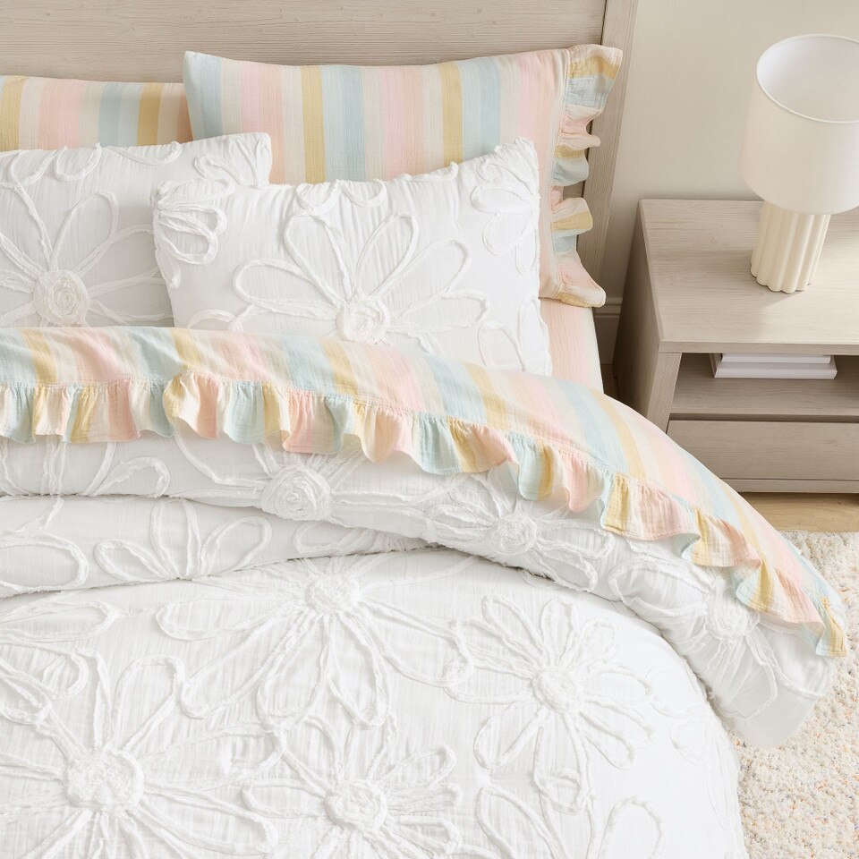 Daisy Garden Comforter | Pottery Barn Kids AU