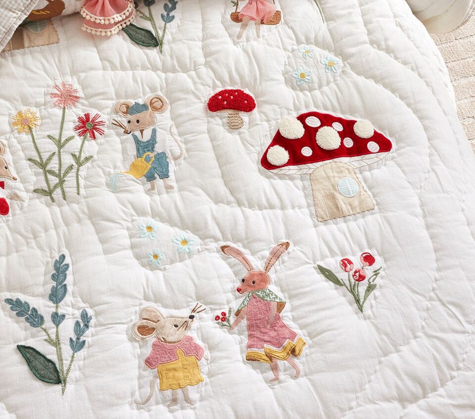 Garden Mice Quilt & Shams