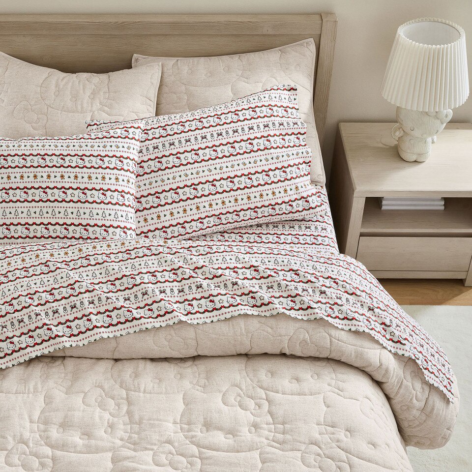Hello Kitty® Gingerbread Fair Isle Organic Sheet Set | Pottery Barn Kids AU