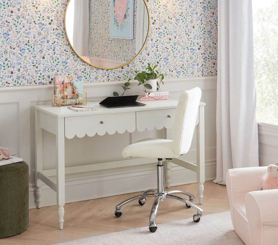 Penny Desk | Pottery Barn Kids AU